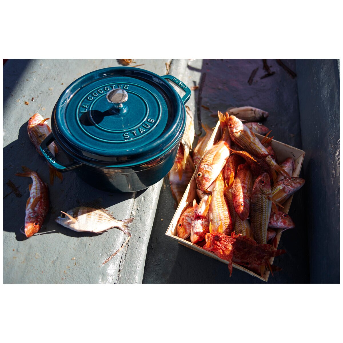 Staub Cocotte Round La Mer 24 cm Teal | Costco Australia