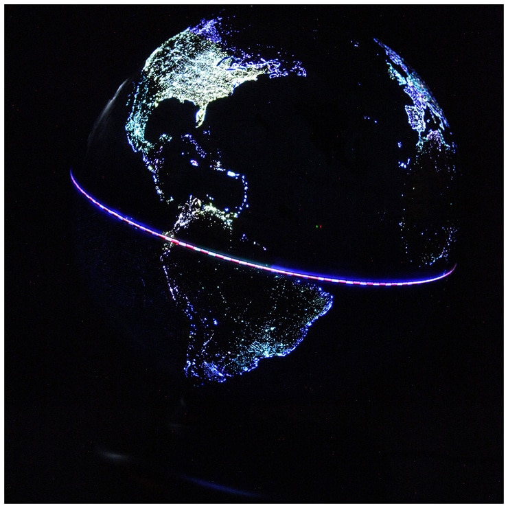 Discovery Kids Day & Night Earth Globe | Costco Australia